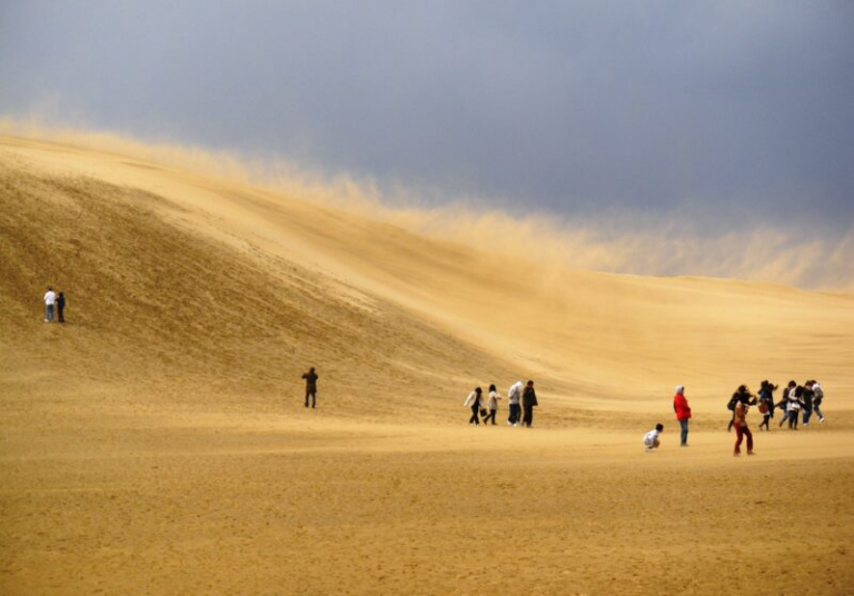 Tottori Sand Dunes – Japan’s Hidden Desert - Edo Japan Travel